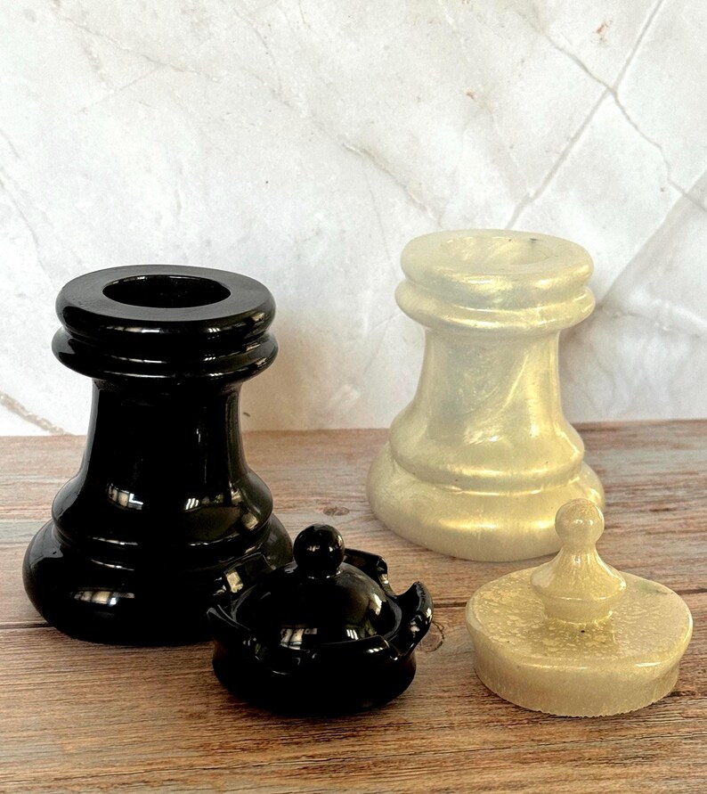King and Queen Chess Piece Decoration/container Set With Detachable Lid ...
