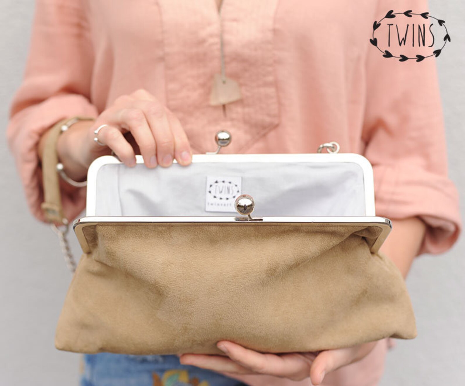 Kiss Lock Purse/frame Bag/ Beige Frame Bag/chain Bag/kiss Lock Bag - Etsy