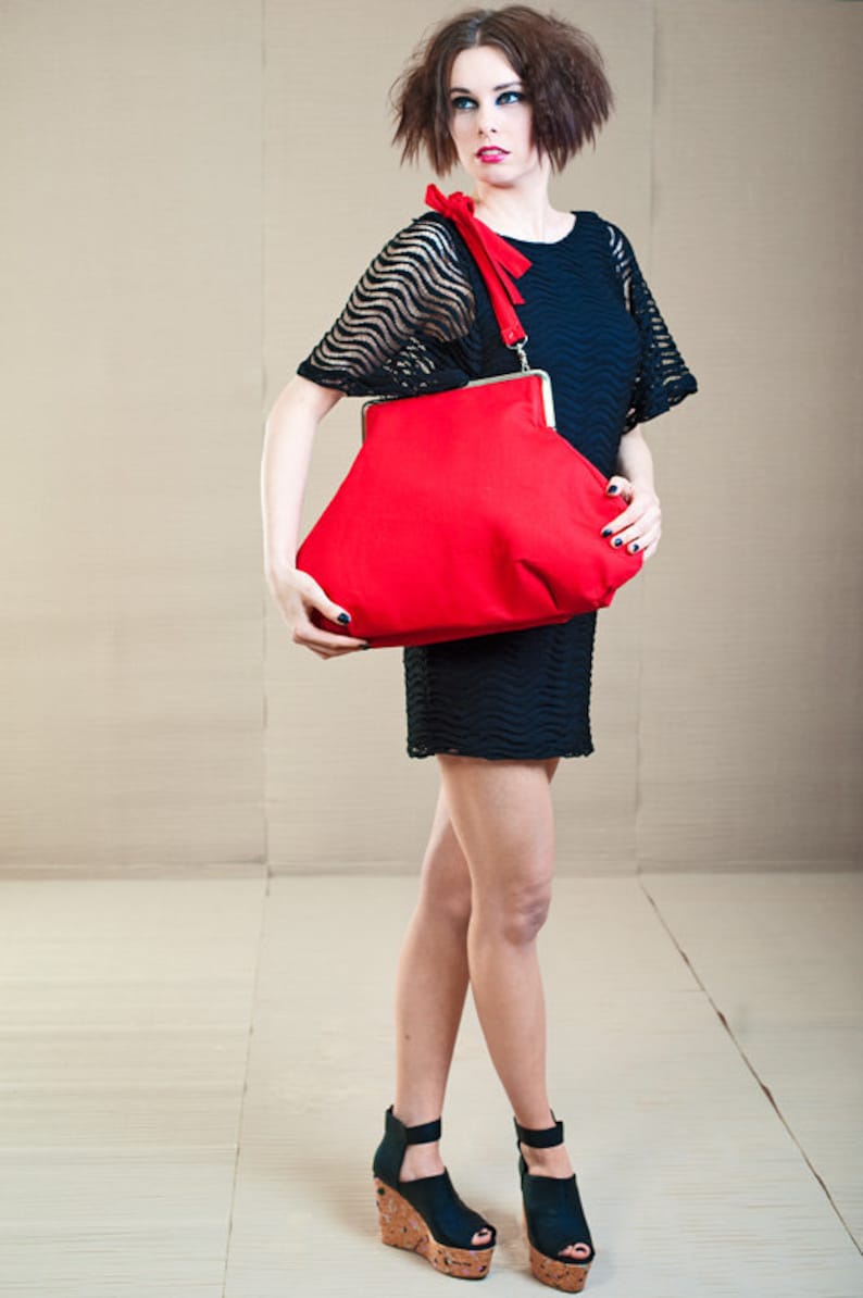 Red Kiss Lock Purse/metal Frame Bag/oversize Bag/ Big Bag - Etsy