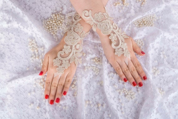 Champagne lace gloves store