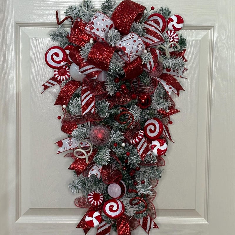 Tear Drop Wreath Swag - Etsy