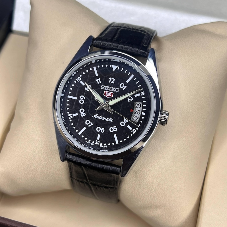 Seiko 5 Automatic Vintage Watch: 36mm Black Dial, Refurbished Men's ...