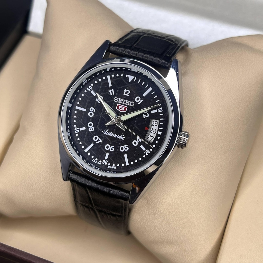 Seiko 5 Automatic Vintage Watch: 36mm Black Dial, Refurbished Men's ...