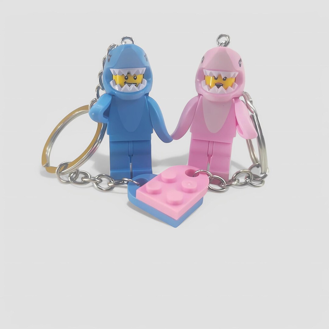 Cartoon Shark Couple Keychains Set - Matching Pink & Blue Anime Keyring ...