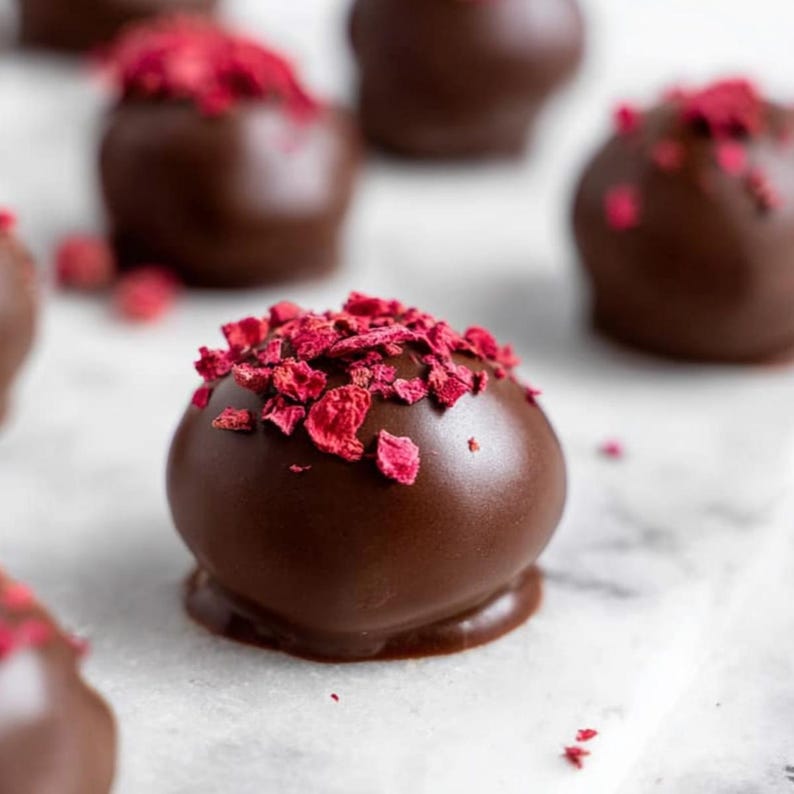 Raspberry Chocolate Truffles Recipe – Easy Digital Download (PDF) - Etsy
