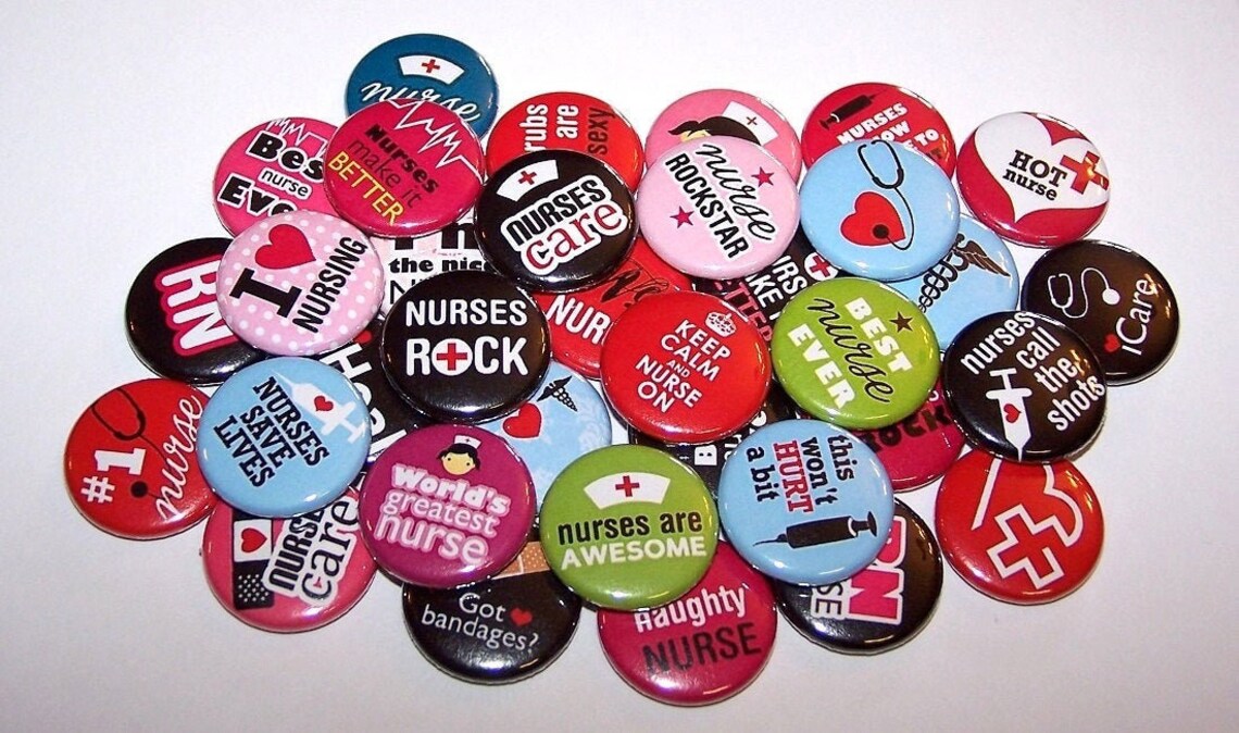 Nurse Buttons 10 Pack Nursing Nurses RN 1 or 1.5 - Etsy