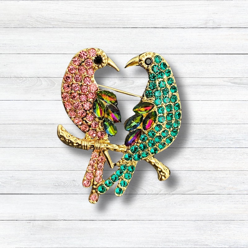 Lovebird Buttons - Etsy