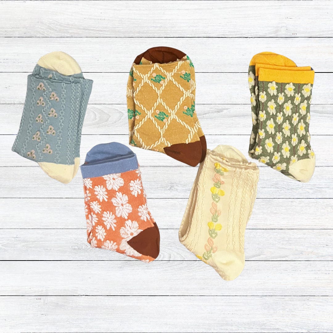 Women's Ditsy Floral Argyle Pattern Socks, Vintage Retro Cottagecore ...