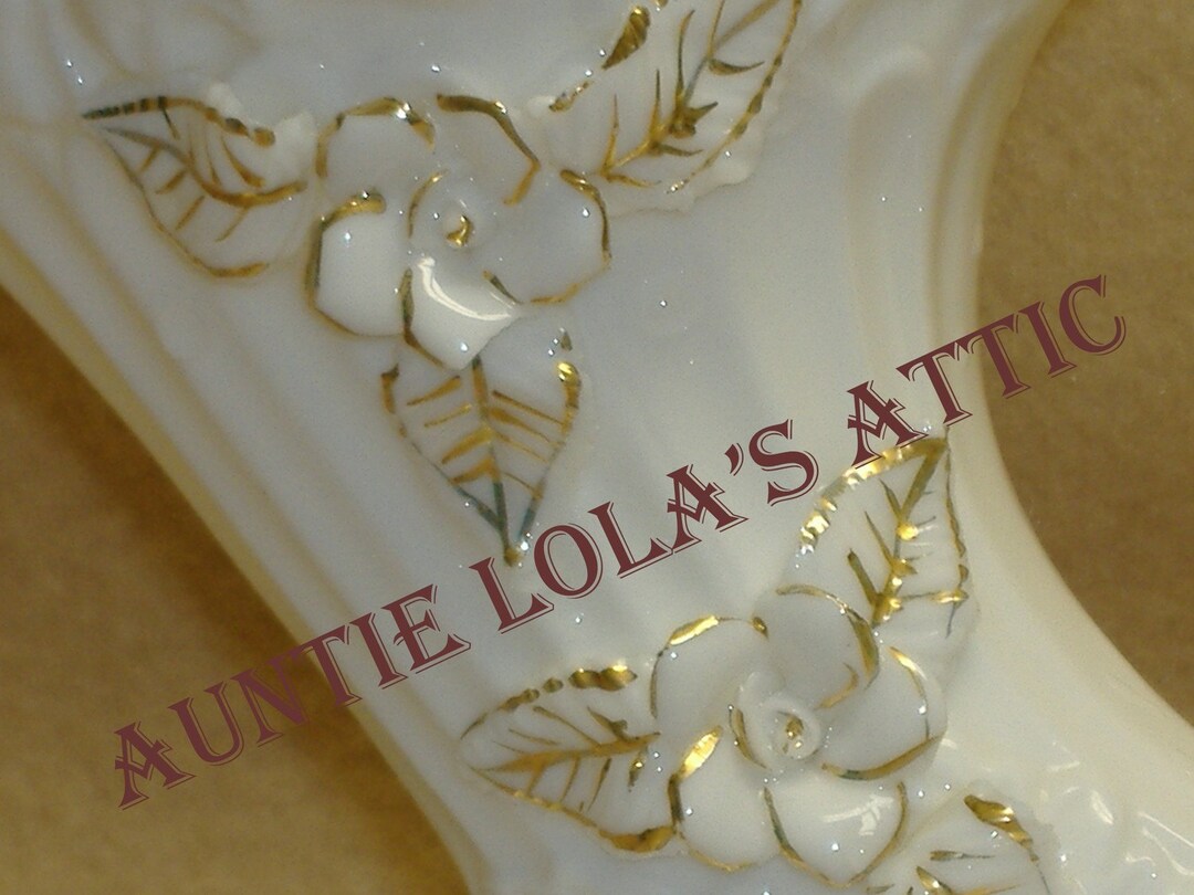 Cornucopia White Porcelain Roses 24 Kt Gold Trim - Etsy
