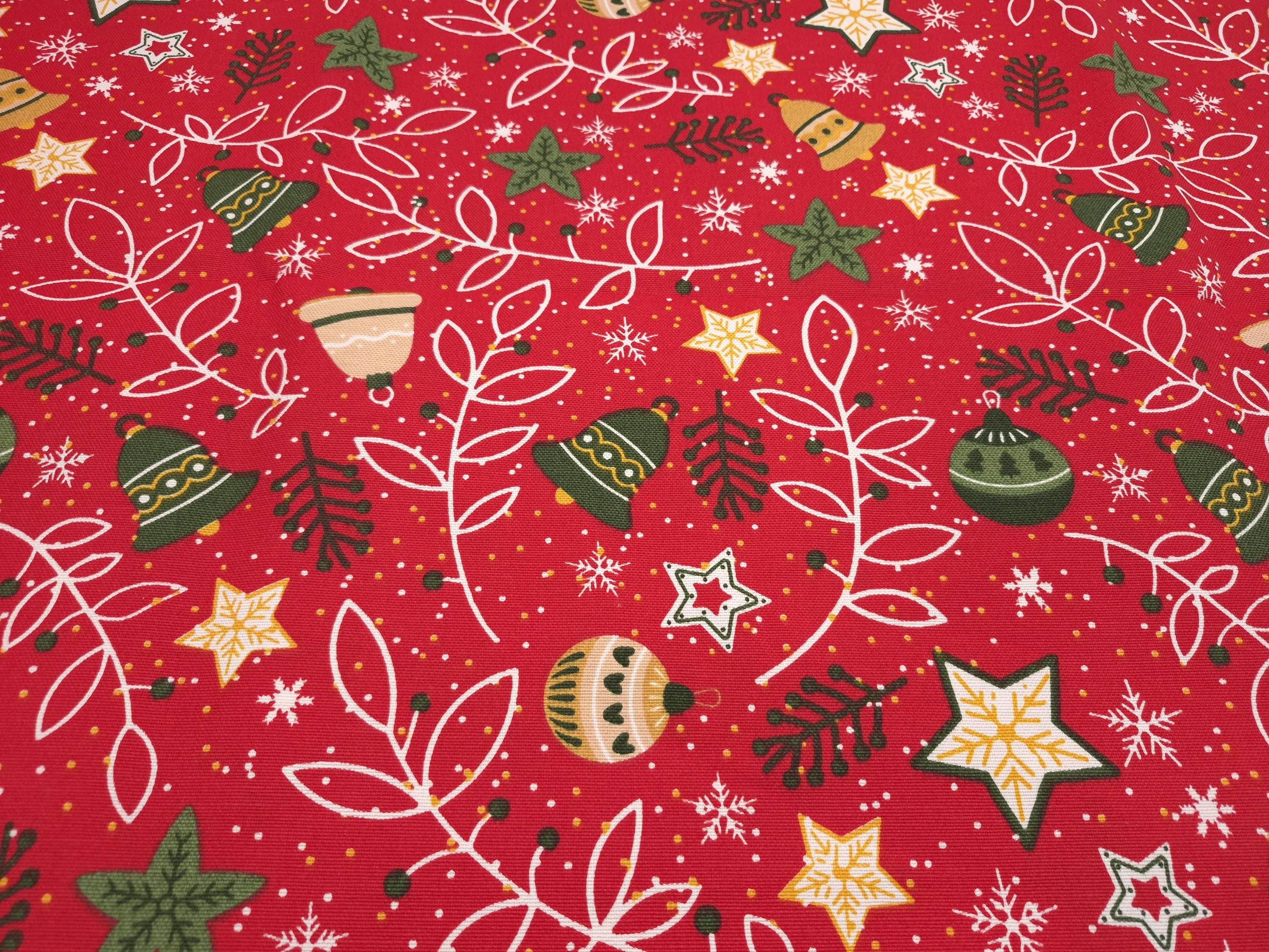Christmas Table Cloth and Runner, Xmas Fat Quarters Canvas Fabric ...