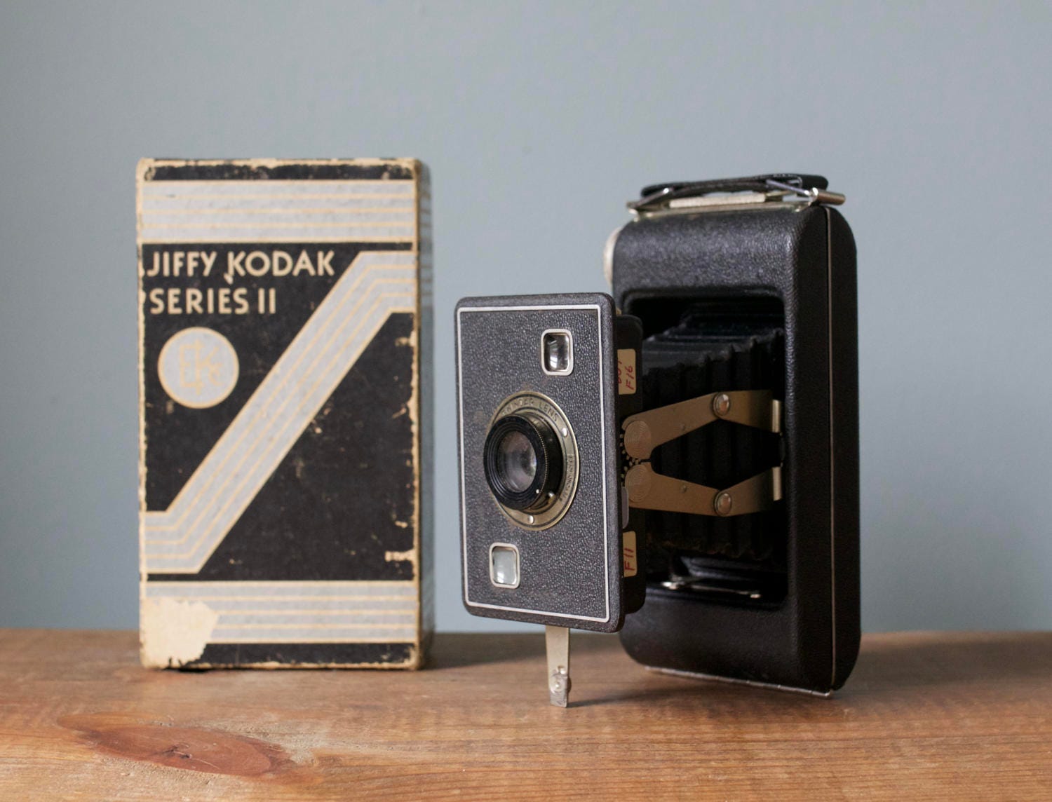 Antique Vintage 1940's Jiffy Kodak Six 20 Series II Compact Pocket ...