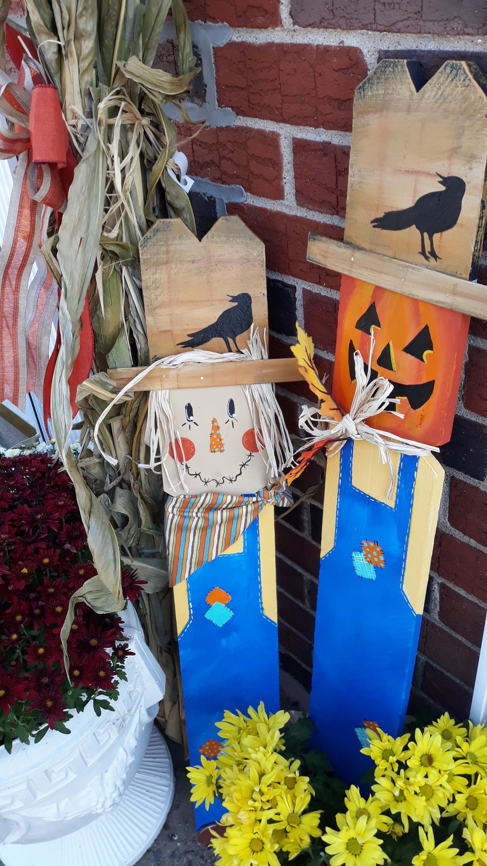 Halloween Vampire & Scarecrow Fence Post Painting Tutorial Bundle ...