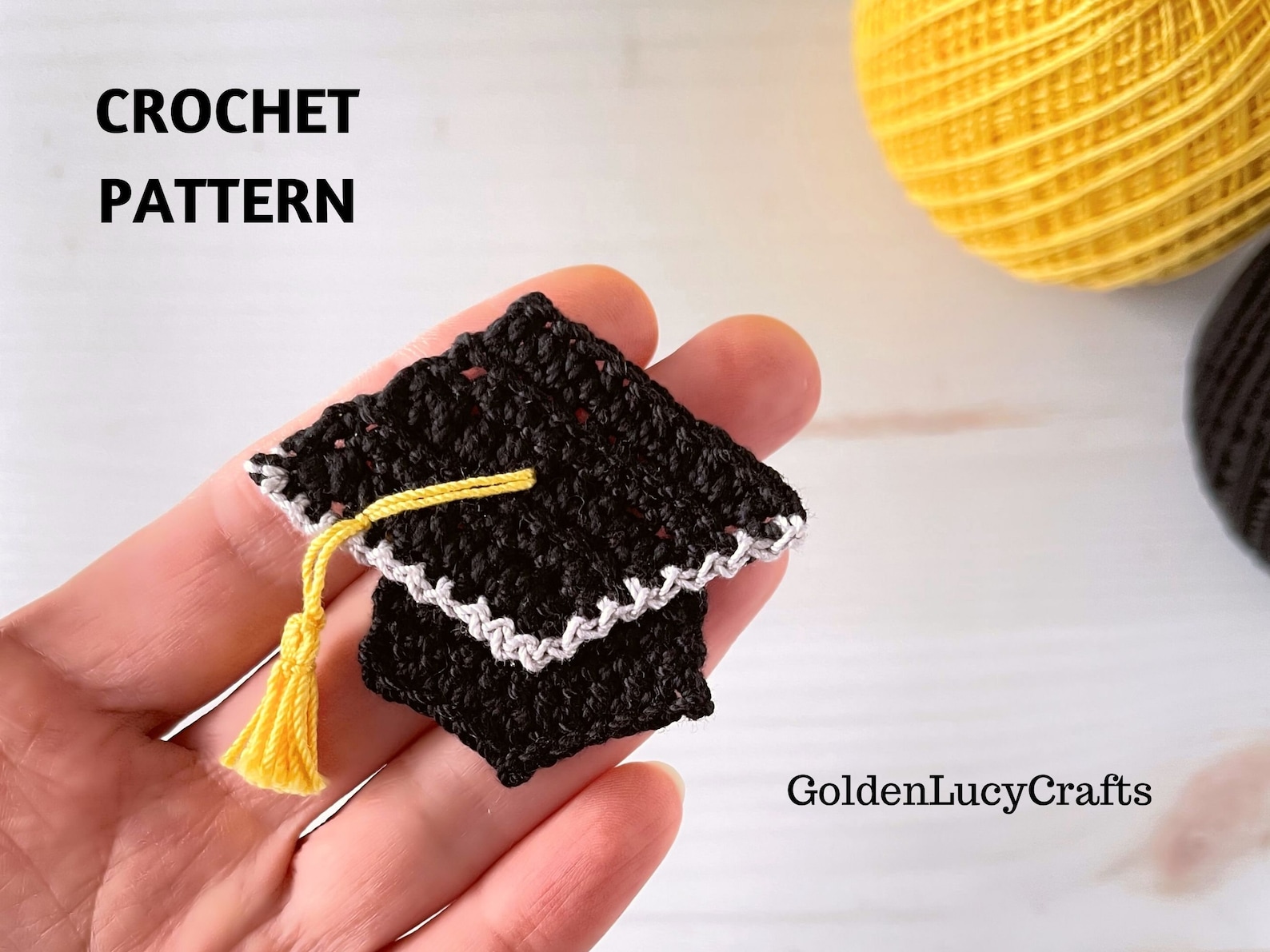 CROCHET PATTERN Graduation Cap Applique Handmade Card Garland | Etsy