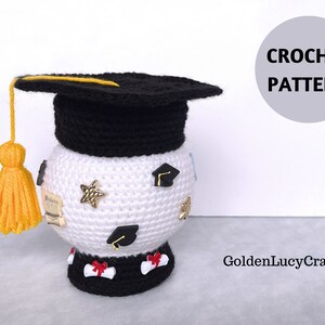 CROCHET PATTERN Graduation Snow Globe Amigurumi Toy Gift Idea - Etsy