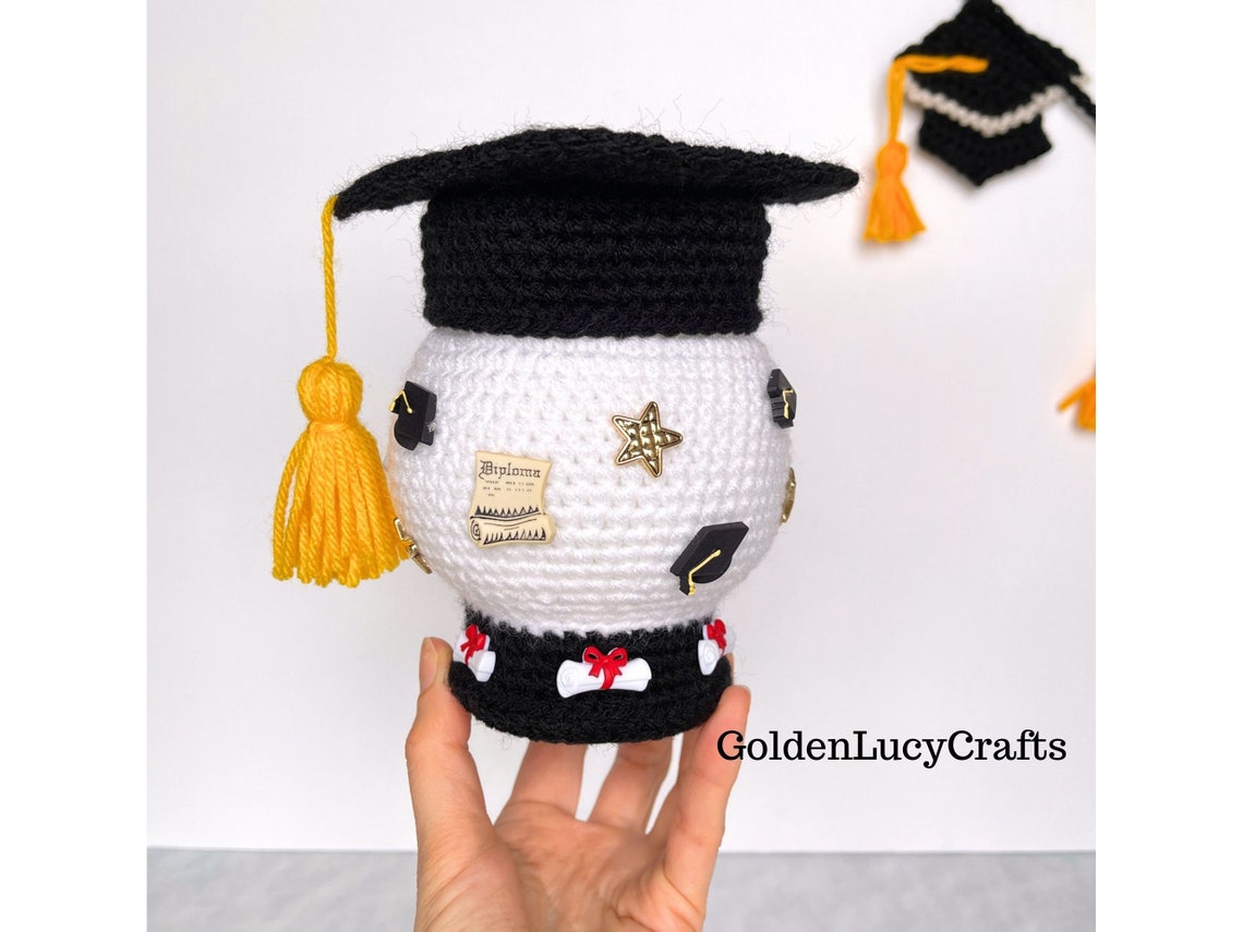 CROCHET PATTERN Graduation Snow Globe Amigurumi Toy Gift Idea - Etsy