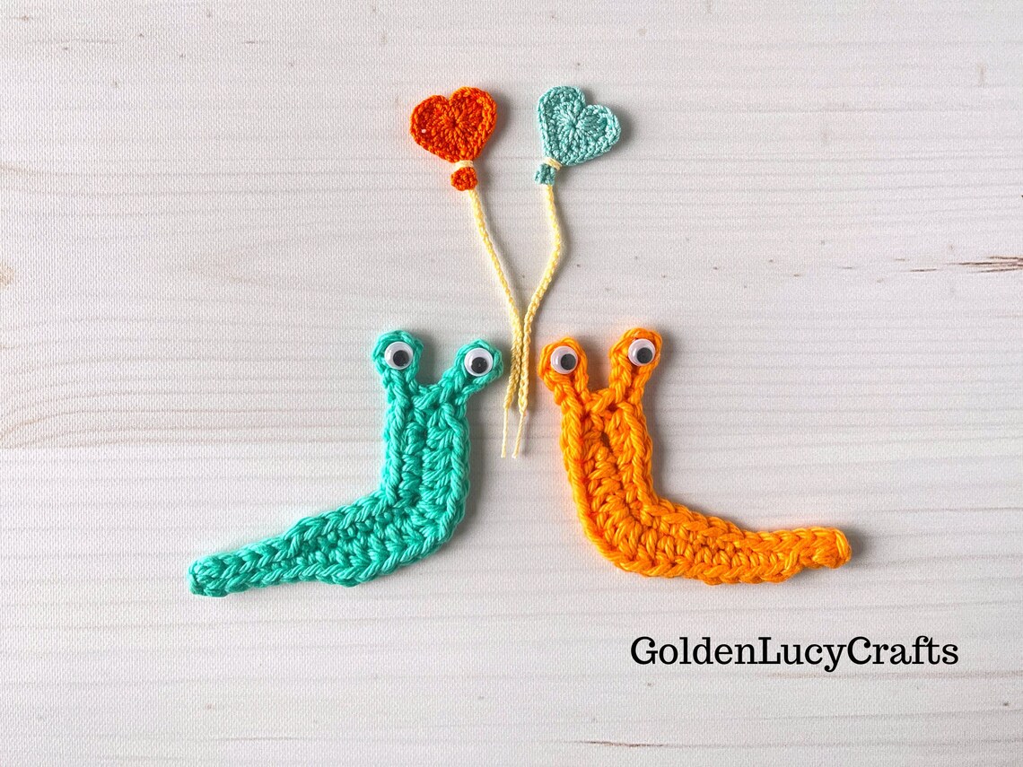 CROCHET PATTERN Slug Applique Slugs and Kisses Motif - Etsy