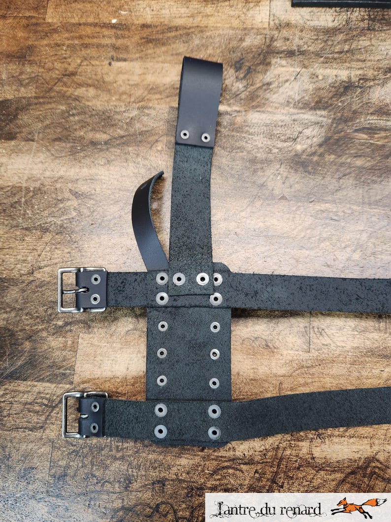 Leg Leather Sheath for Sai, Perfect for Your Costume or Cosplay! - Etsy