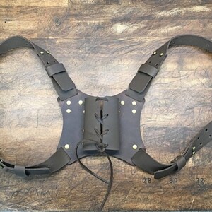 Vertical Leather Back Scabbard With Captain America Style Straps ...