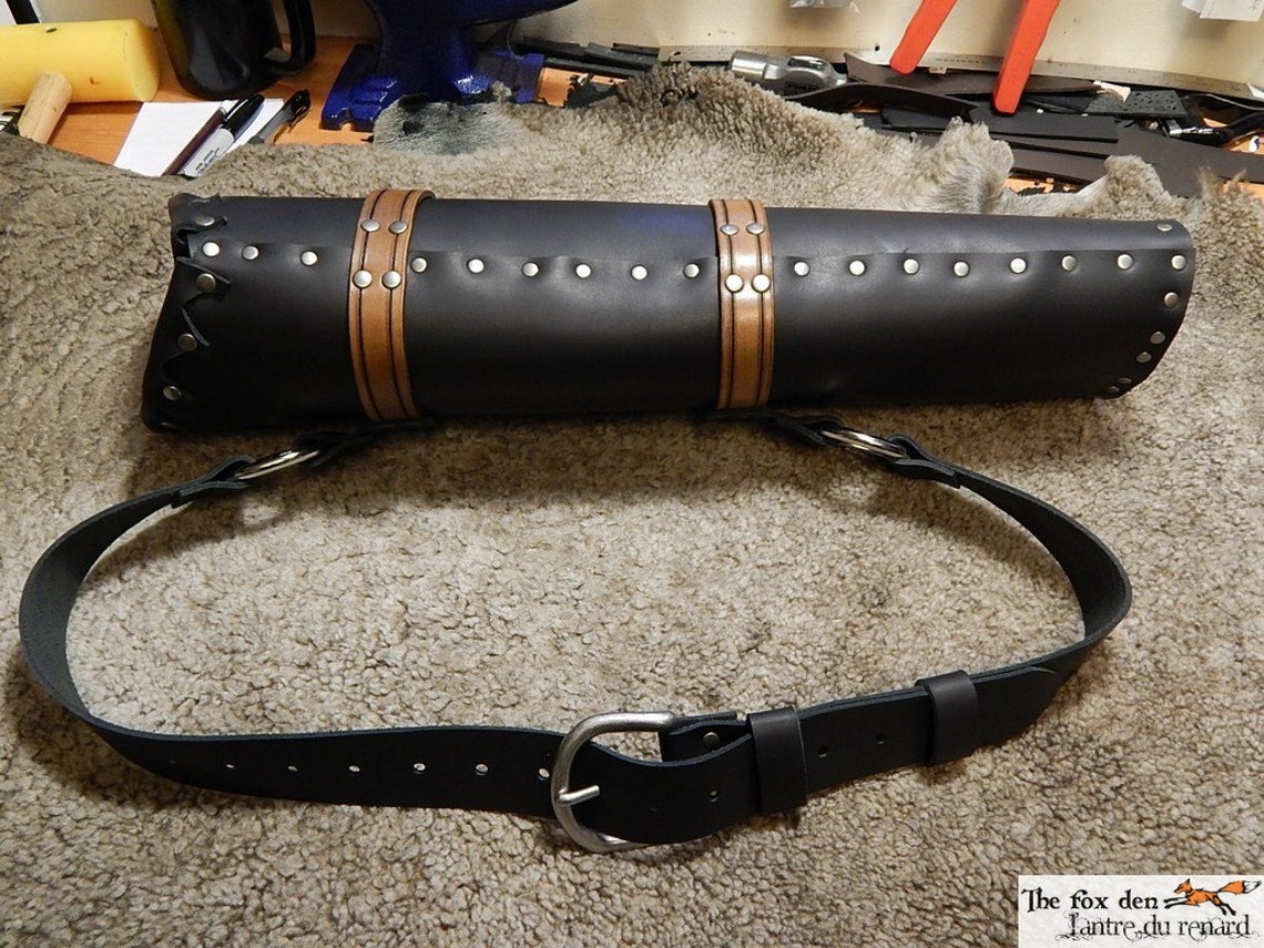 High quality medieval leather quiver. A must have for every | Etsy