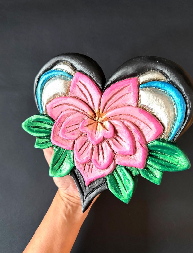 Hojas Con Flor 8.5”x 8” - Wood Sacred Heart, Mexican Folk Art, Ex-voto ...