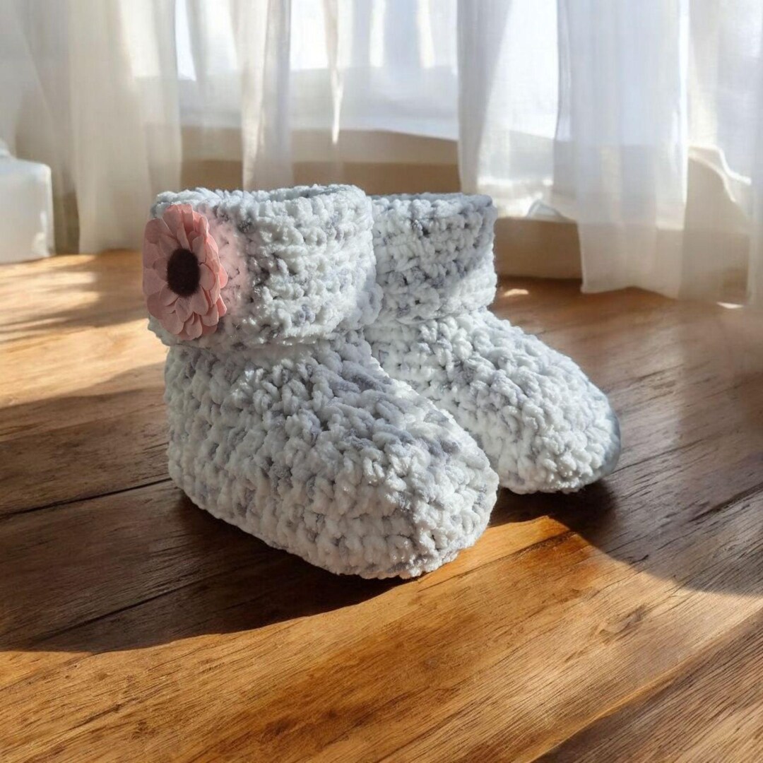 Handmade Soft Wool Baby Booties – Size 19 (6 to 9 Months) – 12 Cm ...