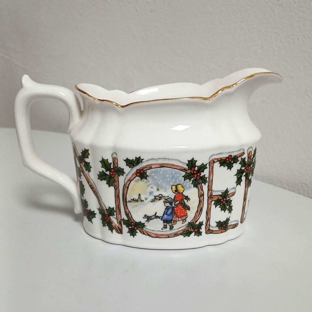 Vintage Noel Scalloped Bone China Creamer Jug Made in Newcastle Upon ...