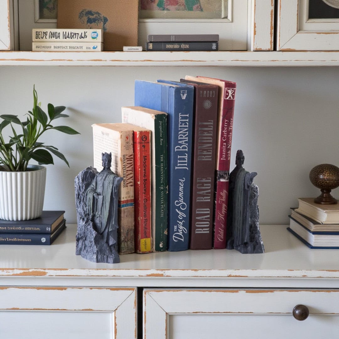 Statue Resin Bookends, Artistic Sculpture Book Ends, Modern Bookshelf ...