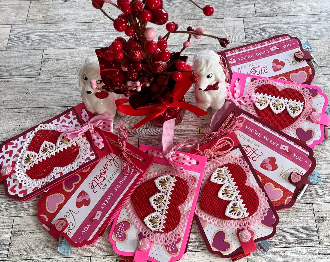 Valentine Love Mini 4x5 Scalloped Album - Etsy