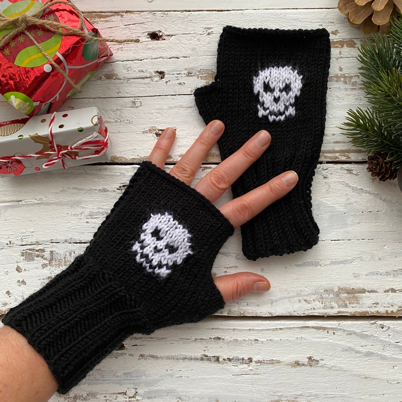 Wednesday Addams, Skull Stitch Gloves, Halloween Costume, Skull ...