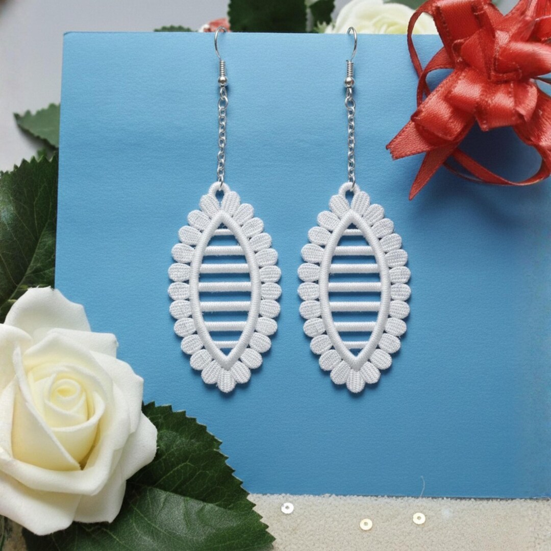 FSL Earring Embroidery Design | Free Standing Lace Heart Earrings 4x4 ...