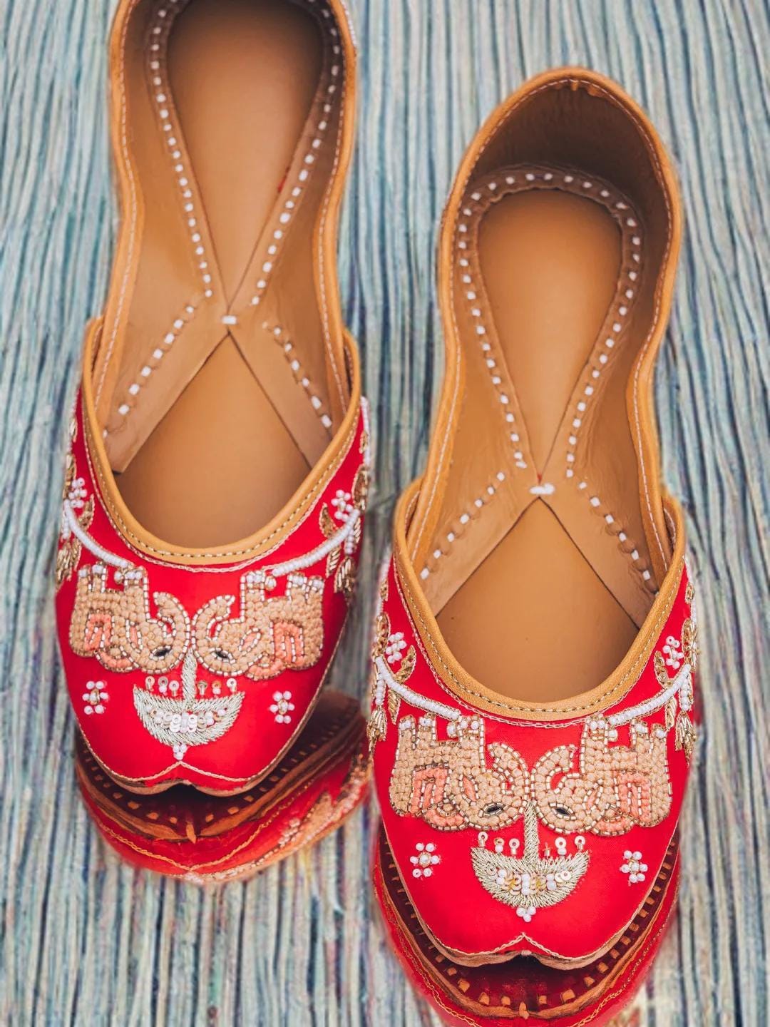 Red Leather Embroidered Mojari Jutti Wedding Bridal Flats Comfortable ...