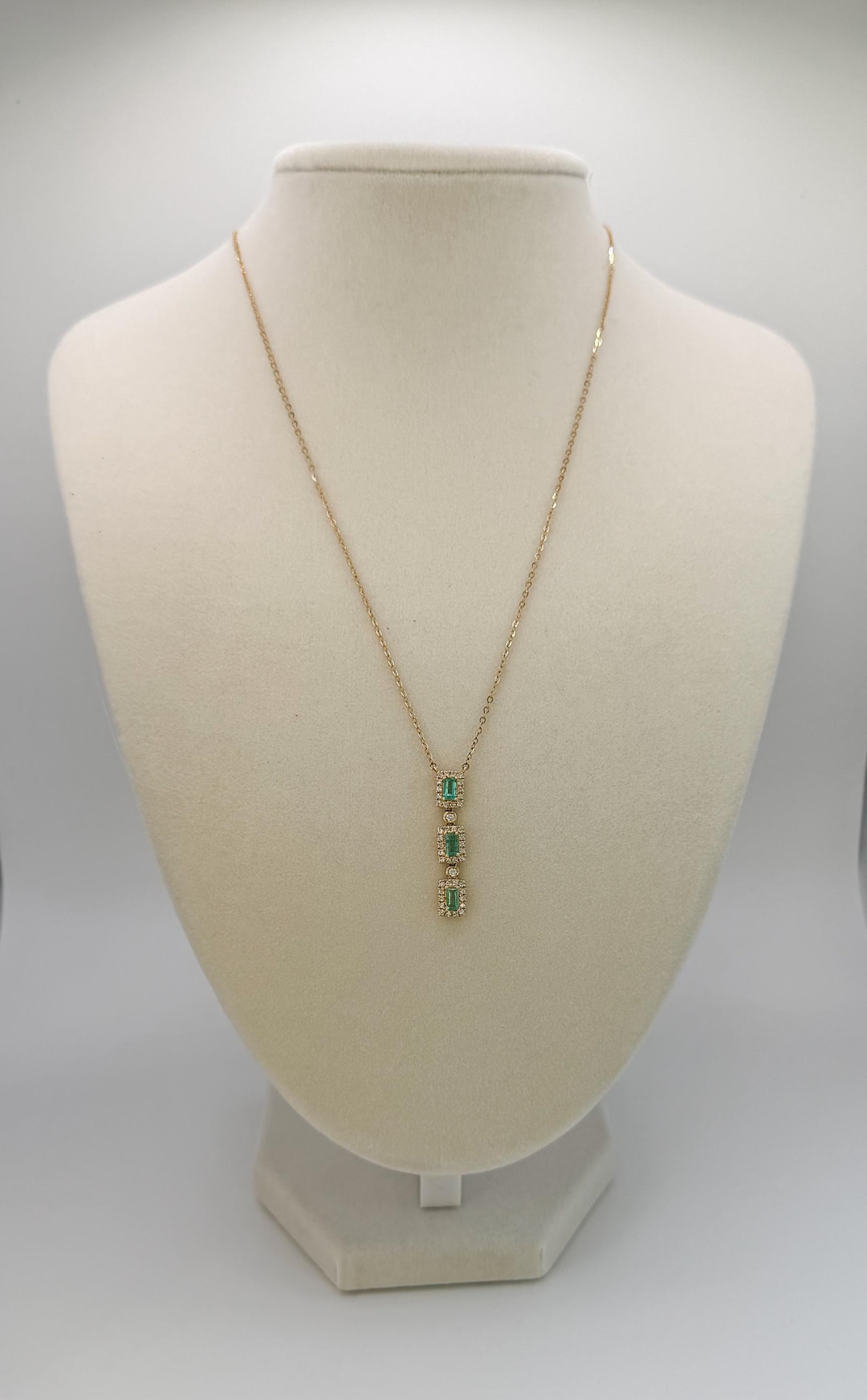 Genuine Emerald & Natural Diamond Necklace in 18K Yellow Solid Gold - Etsy