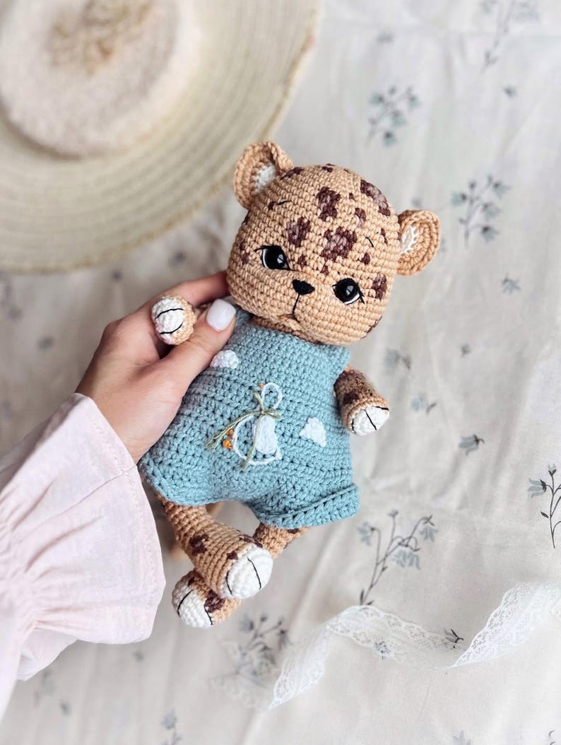 Leo en Lea Leopard amigurumi haakpatroon pdf, schattig knuffeldier ...