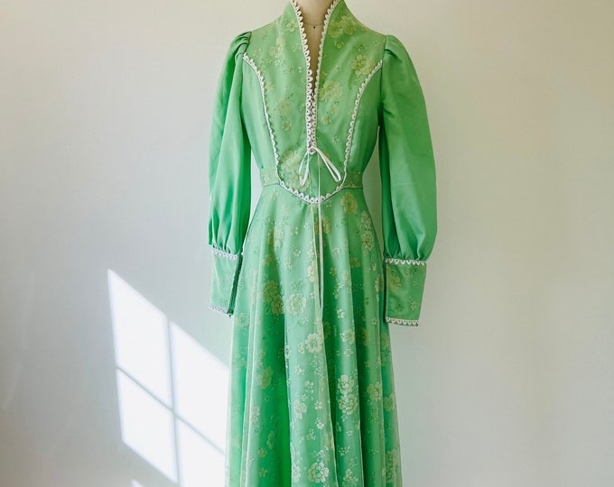 70s Green Prairie Dress, 1970s Prom Dress, Size S, VFG - Etsy