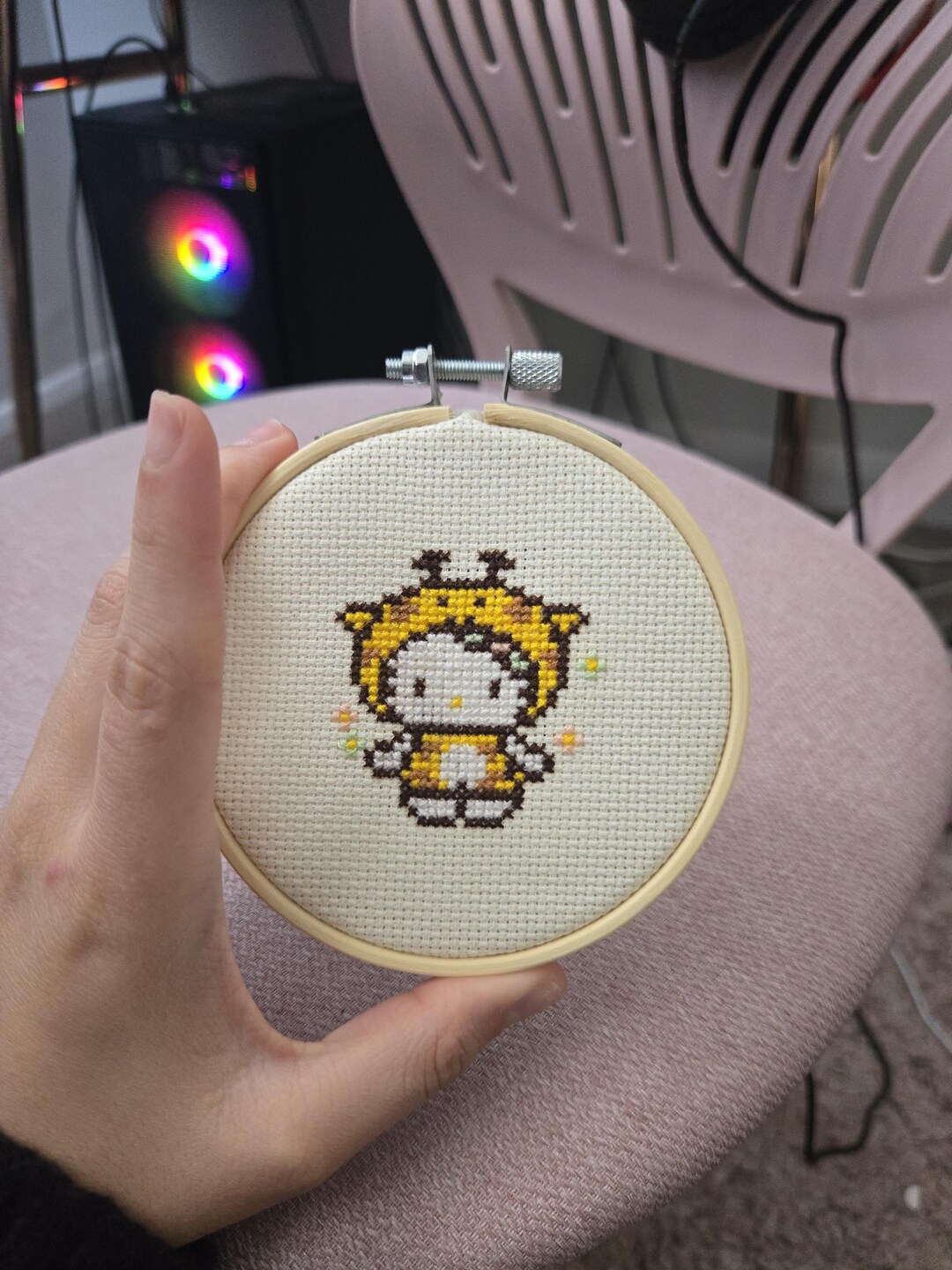 Hello Kitty Giraffe Cross Stitch Frame - Etsy