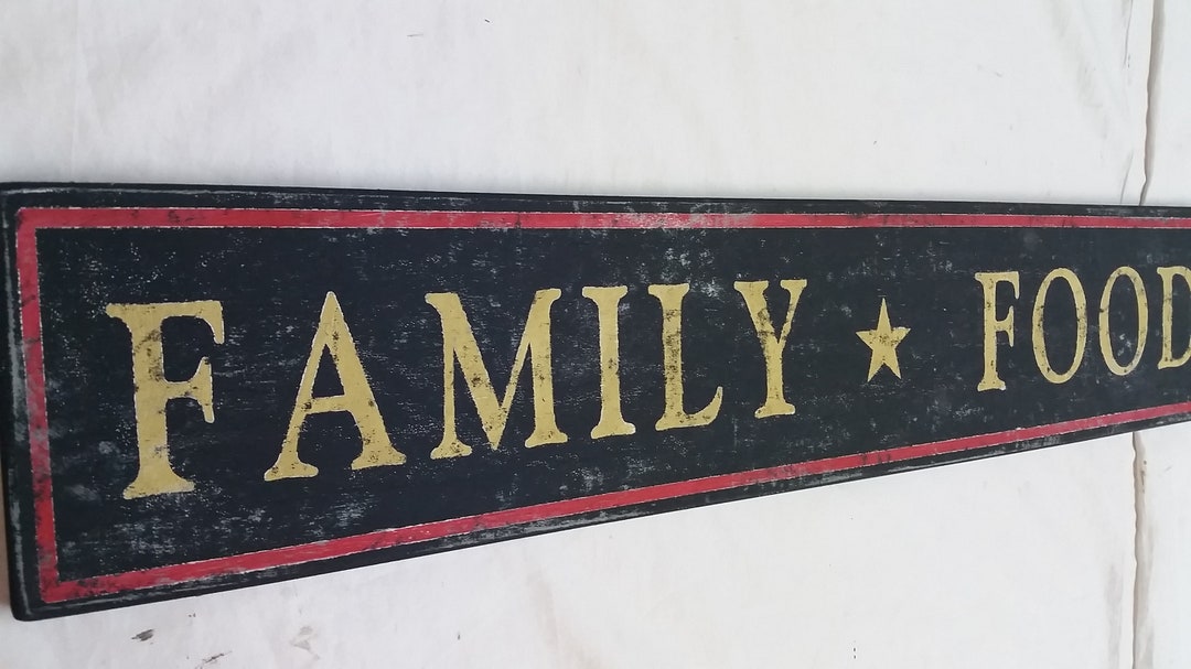 Family Food Friends Wood Sign - Etsy