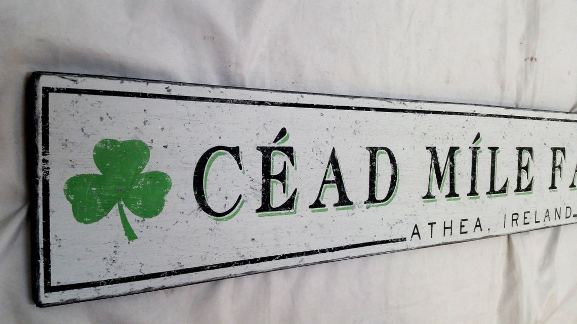 Céad Míle Fáilte Wood Sign Hand Crafted Antique Home Decor - Etsy