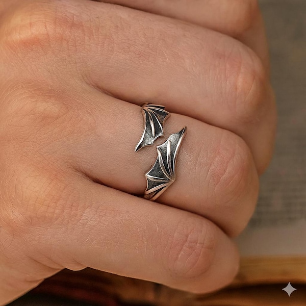 Bat Ring - Etsy