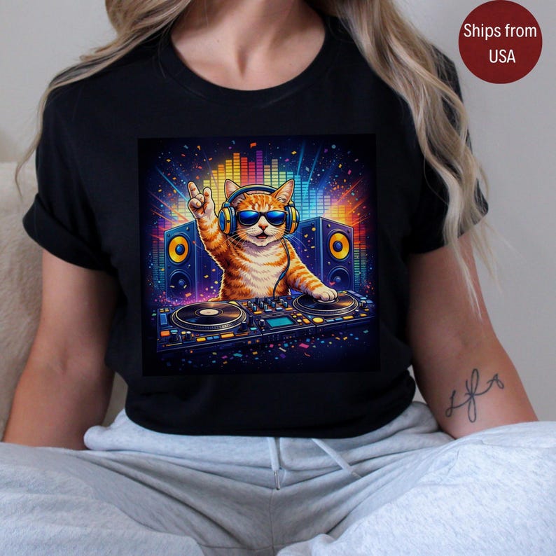 Cool DJ Cat T-shirt, Funny Cat With Headphones Shirt, Stylish Cat ...