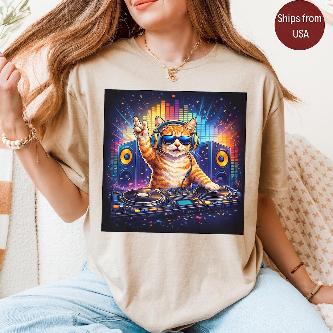 Cool DJ Cat T-shirt, Funny Cat With Headphones Shirt, Stylish Cat ...