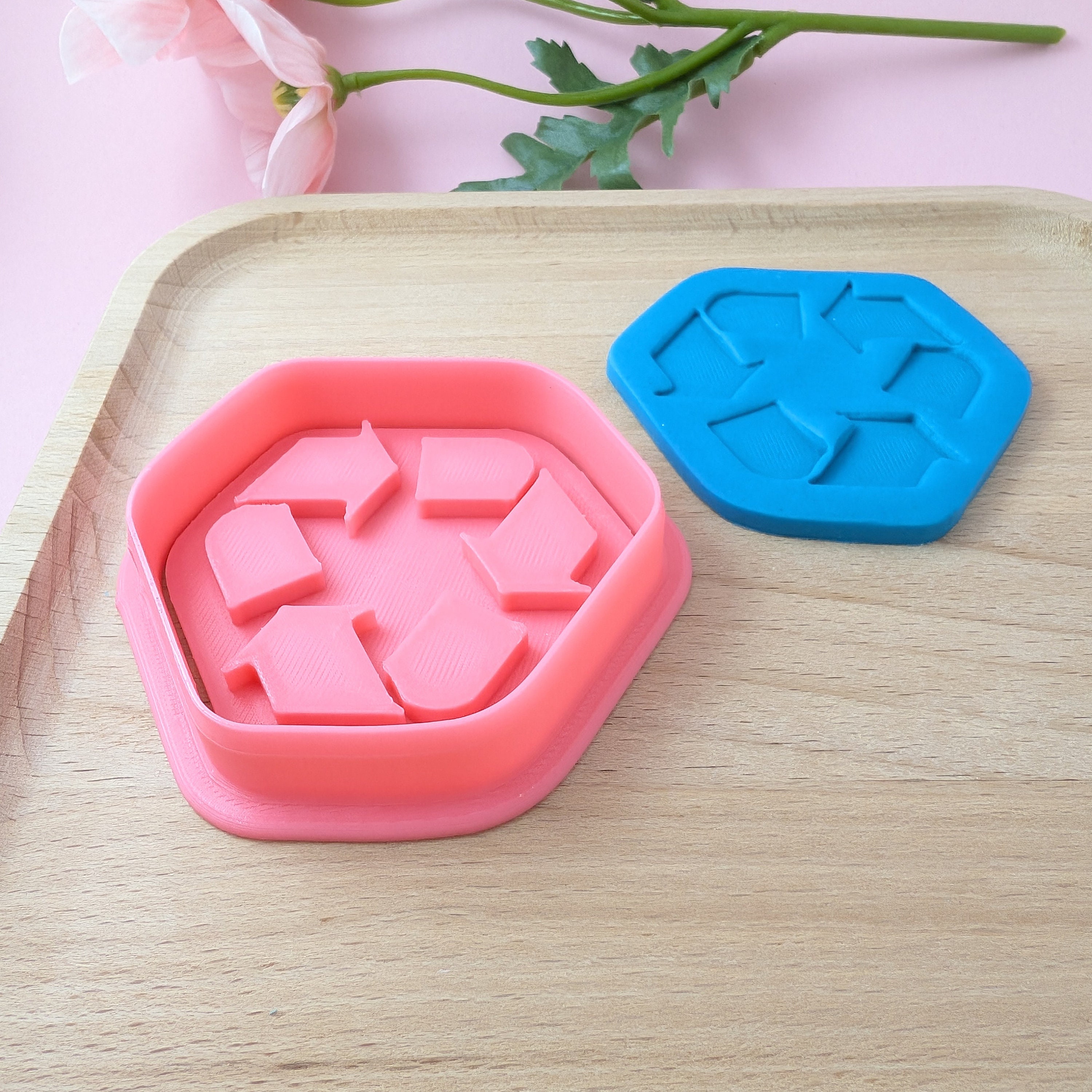 Recycle Sign Cookie Cutter and Stamp, Recycling Biscuit Cutter - Etsy
