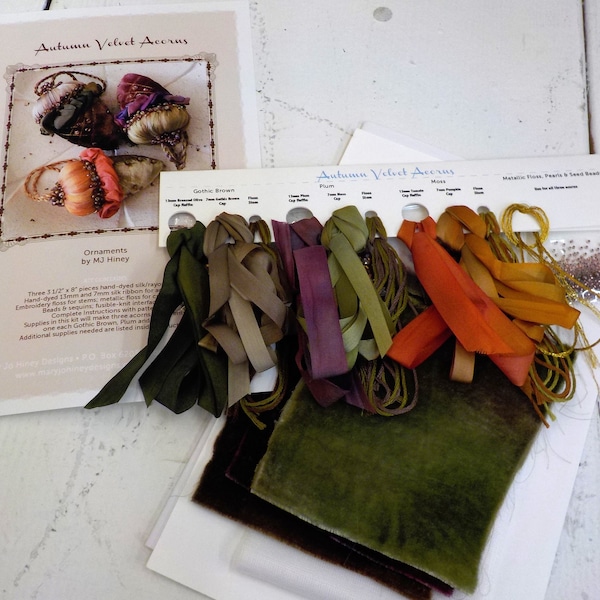 The Velvet Acorn - Etsy