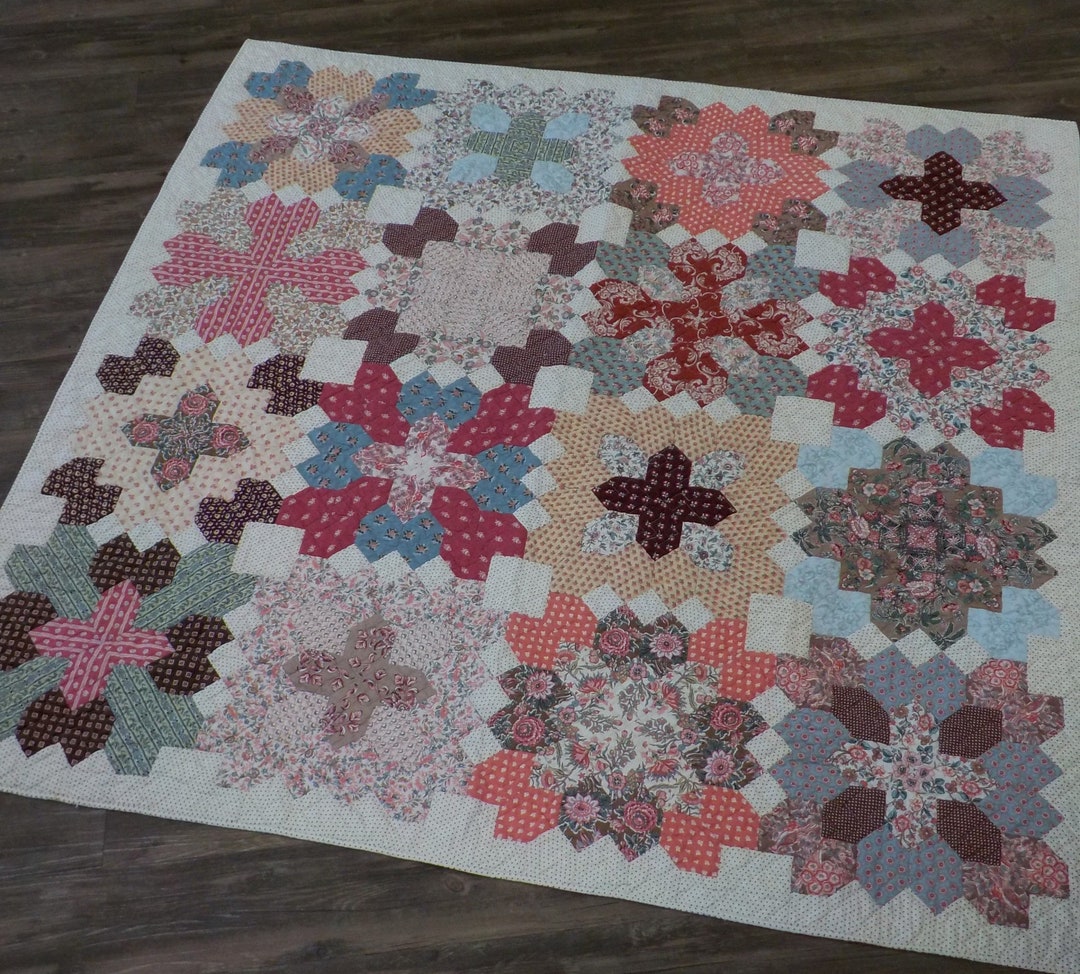 Lucy's Sweet Sixteen Quilt Pattern Designed by April Zimmer for ...