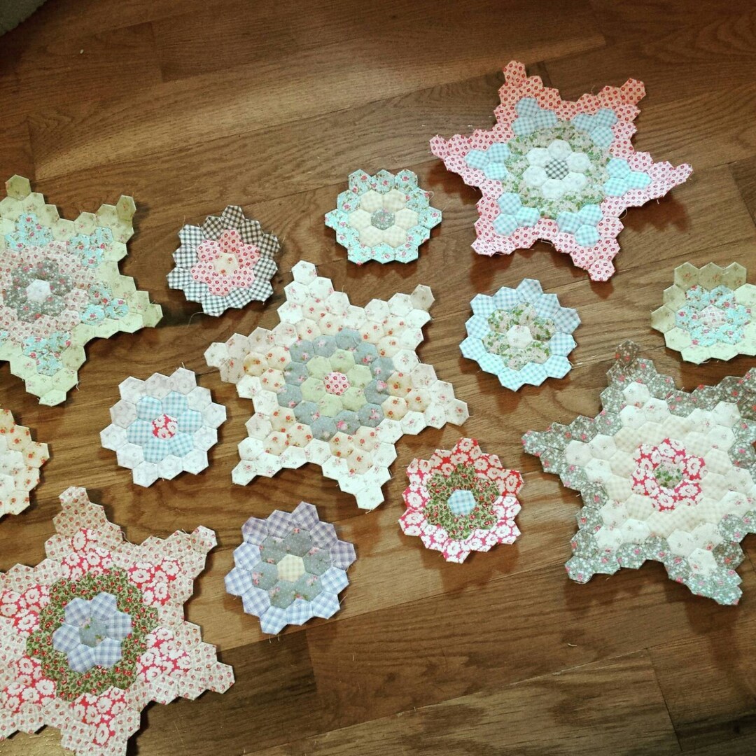 Stars in the Garden Kit Featuring Brenda Riddle Fabrics...pattern ...