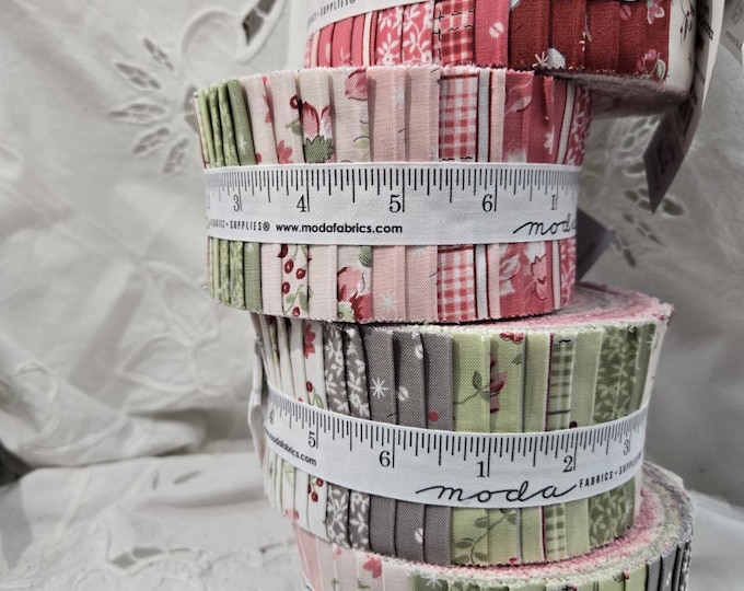 A Very Sweet Christmas...jelly Roll...anne Sutton/bunny Hill Designs ...