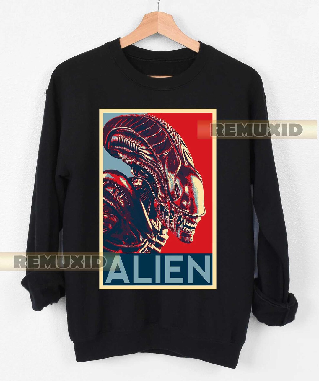 Vintage Alien Xenomorph Movie Sweatshirt, Sci-fi Film Tee, Alien Fan ...