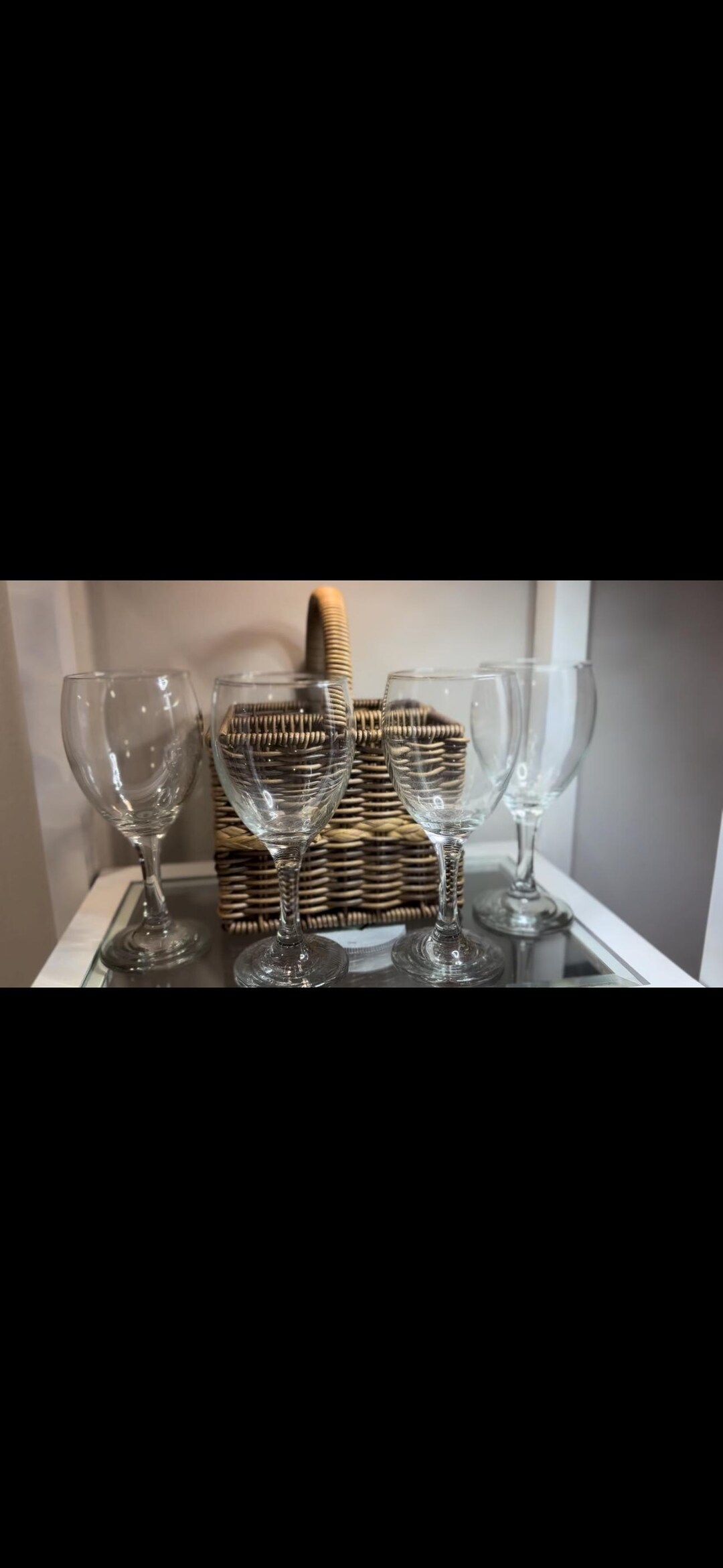 Vintage Wicker Wine Glass Carrier With 4 Clear Glass Goblets – Picnic ...