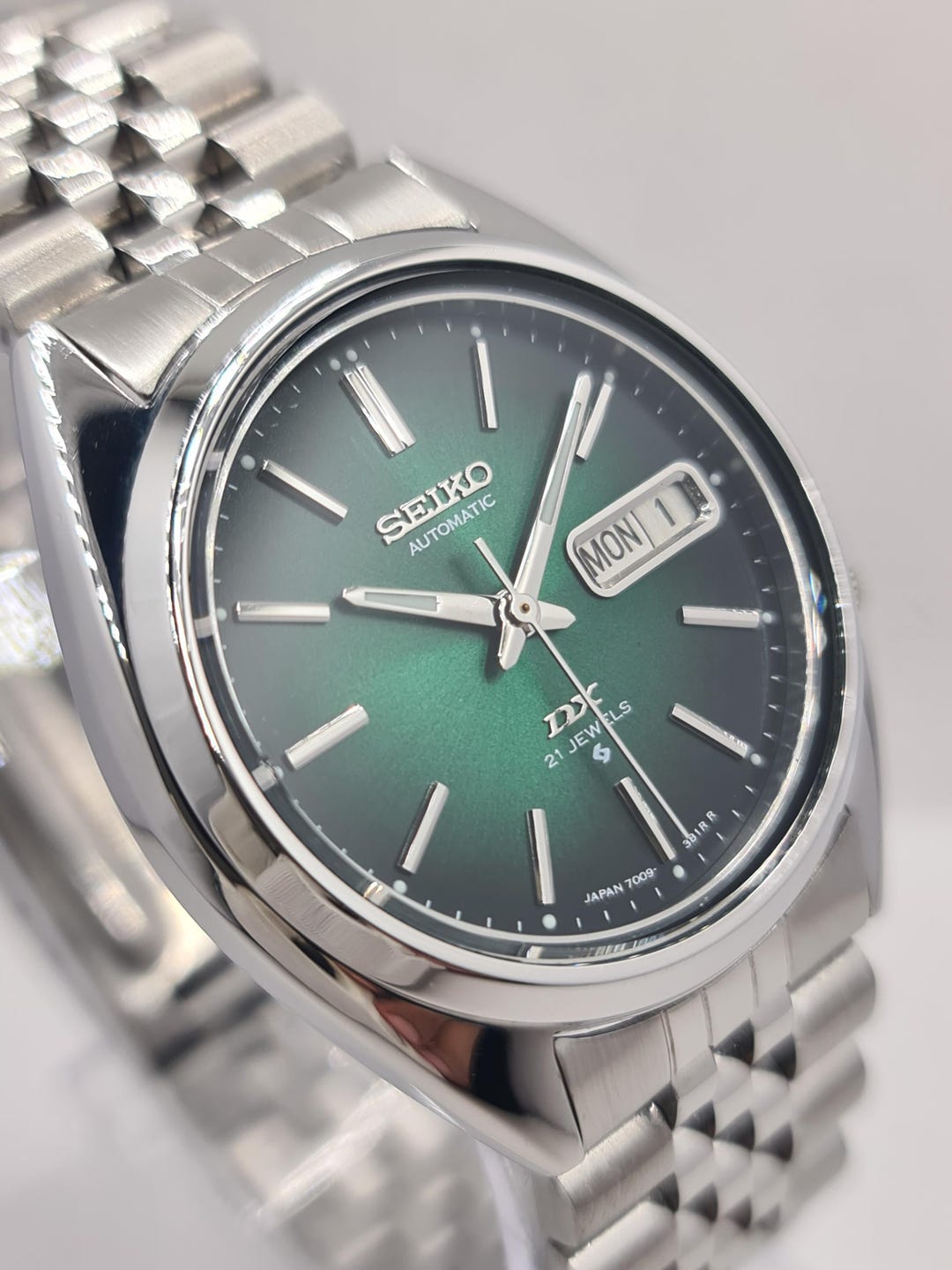 Seiko DX Green Dial Automatic Analog Day and Date Men's Japanese Wrist ...