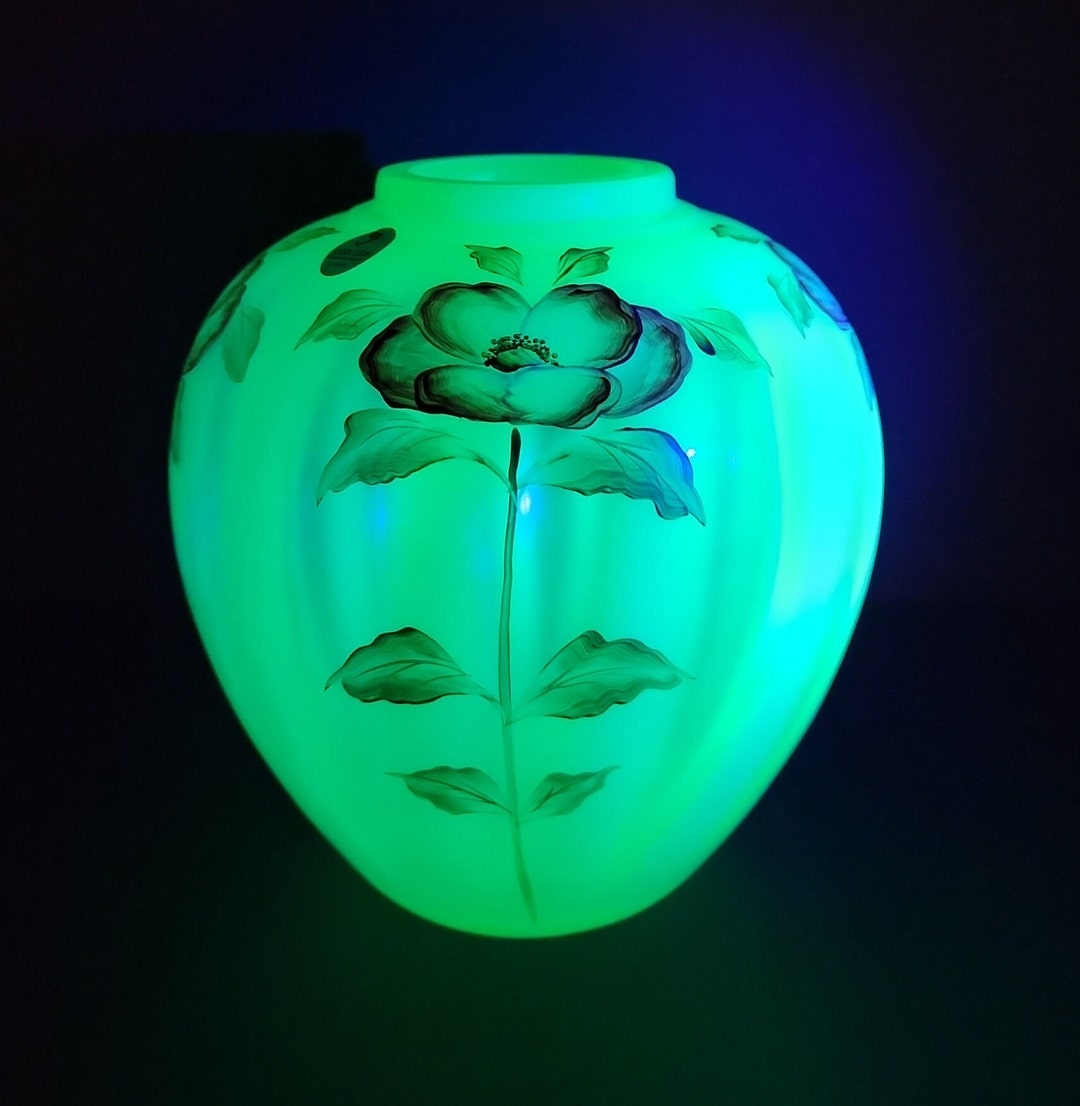 FENTON Topaz Opalescent Uranium Optic Ginger Jar Vase 6 1/2" READ ...