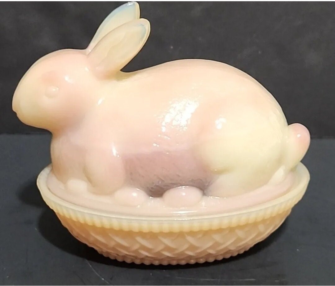 Fenton Glass Shiny Burmese Uranium Easter Bunny Rabbit Nest Dish RARE ...